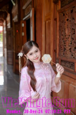 VietFun Friend Connection: CẨM TÚ